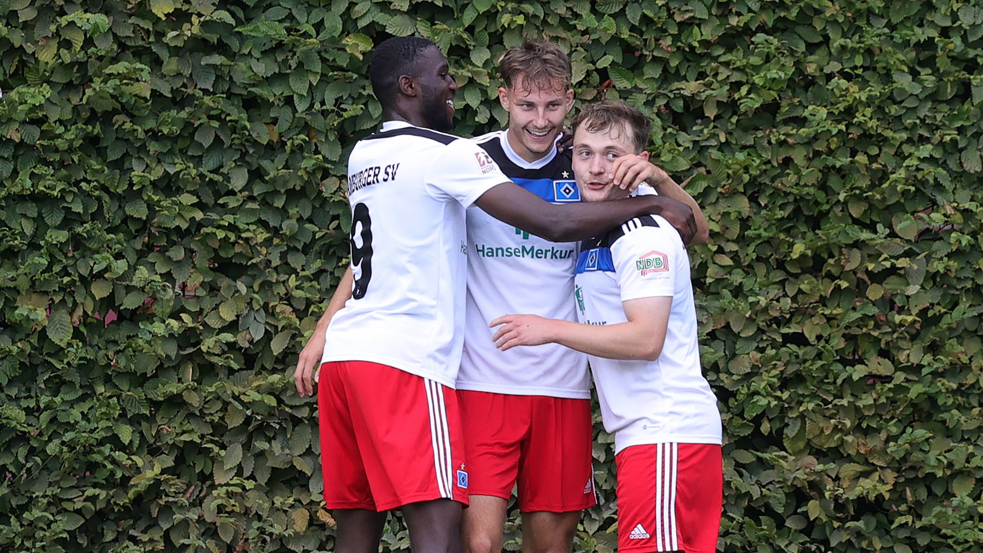 Young Talents Kompakt - die Tore der U17 und U21 | HSVtv